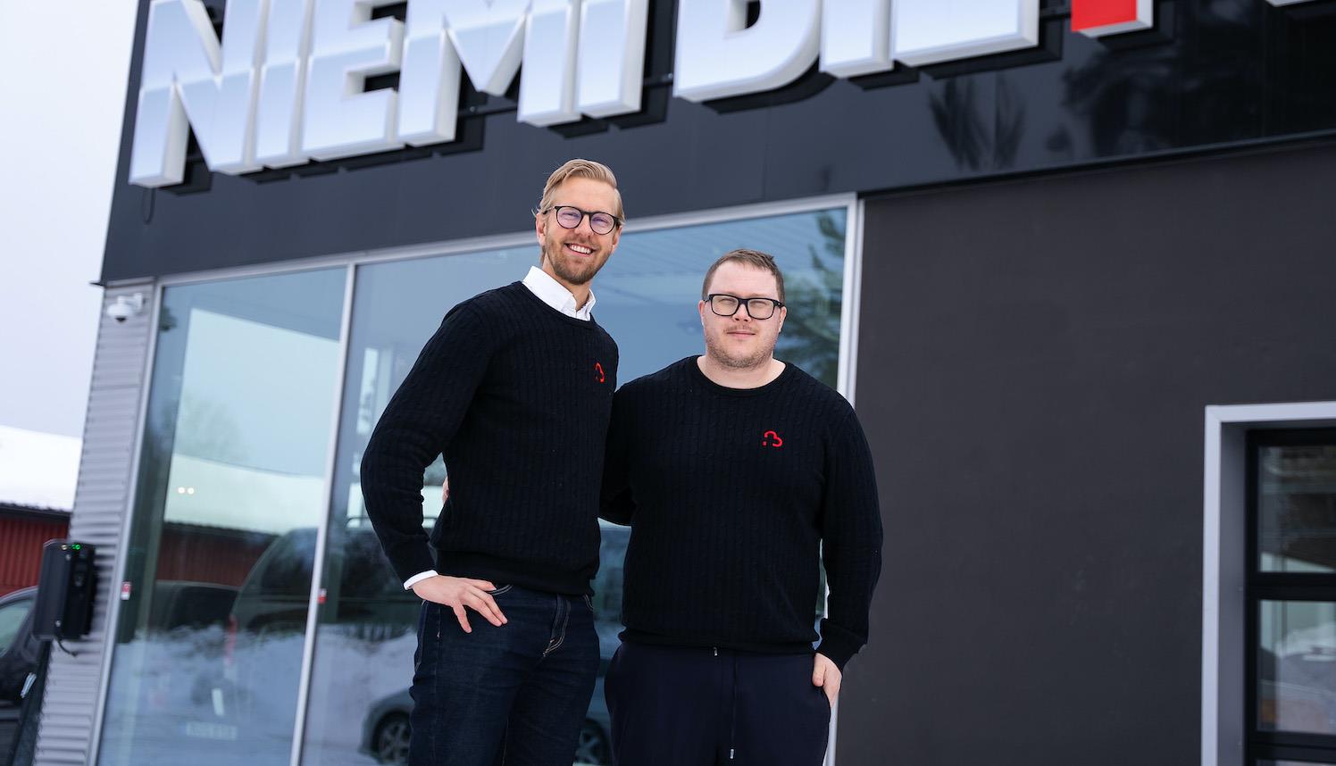 MG satsar i norr genom Niemi Bil